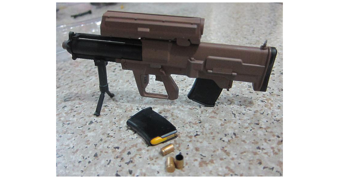 1:6 XM25 Air Burst Grenade Launcher (Desert Camoflage), Veegostore