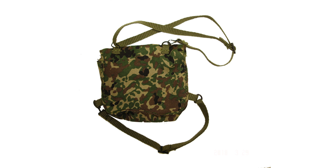 1:6 Scale Japanese Self Defense Force (JGSDF) Camo Gas Mask Bag ...