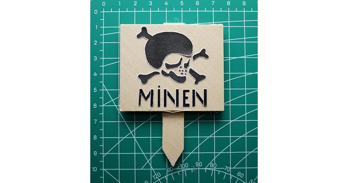 1:6 Scale German WWII ACHTUNG MINEN Warning Sign Ver.02, Veegostore